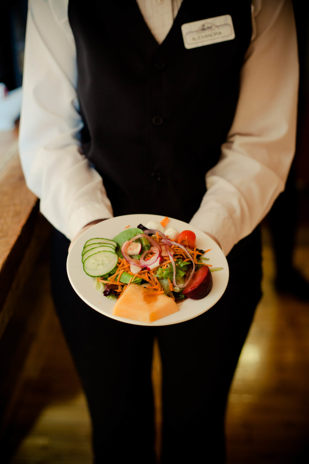 5 Tips to Help You Choose Your Wedding Venue - avalonweddingphotography.com